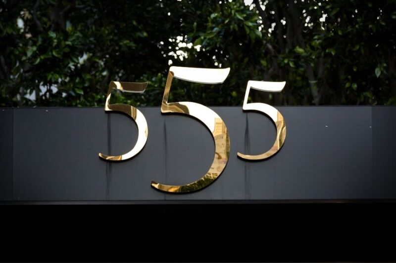555 Angel Number Meaning and Symbolism