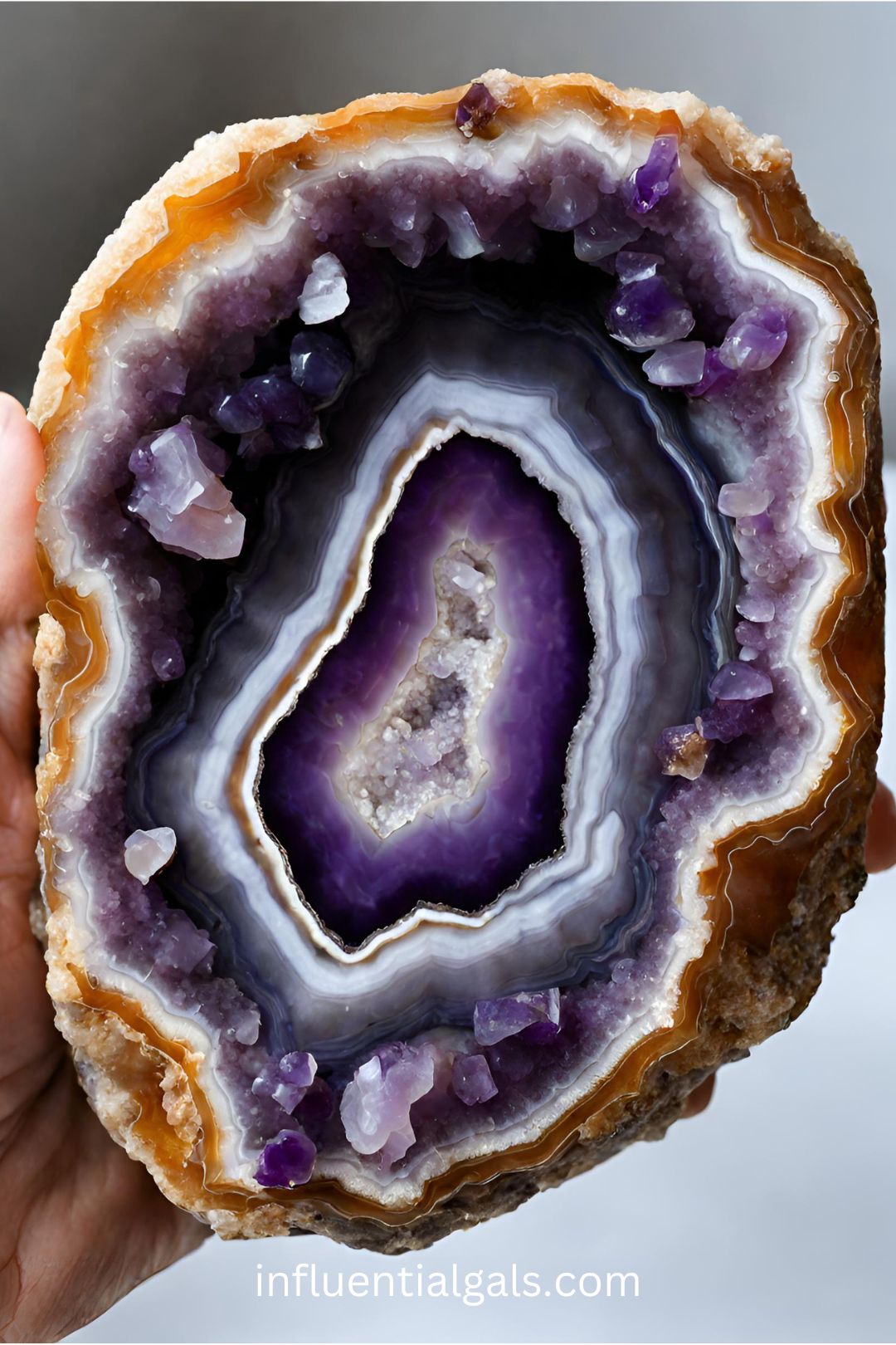 Agate and Amethyst Geodes - Uses, Meaning and Properties